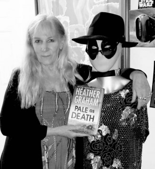 The Poison Apple: Talking About Ghosts — an Interview with the Queen of ...